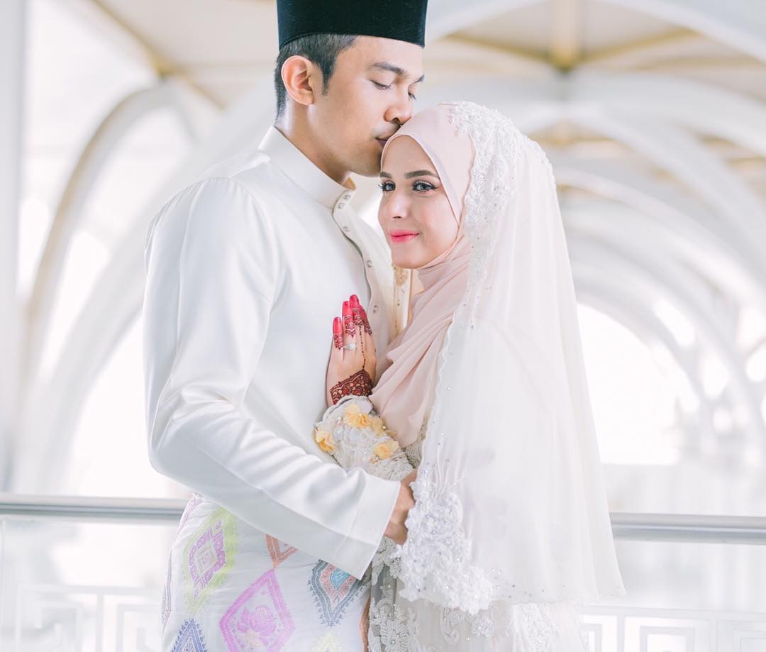 8 Gambar Pernikahan Saharul Ridzwan dan Qaabila Deena - ! Love Is Cinta