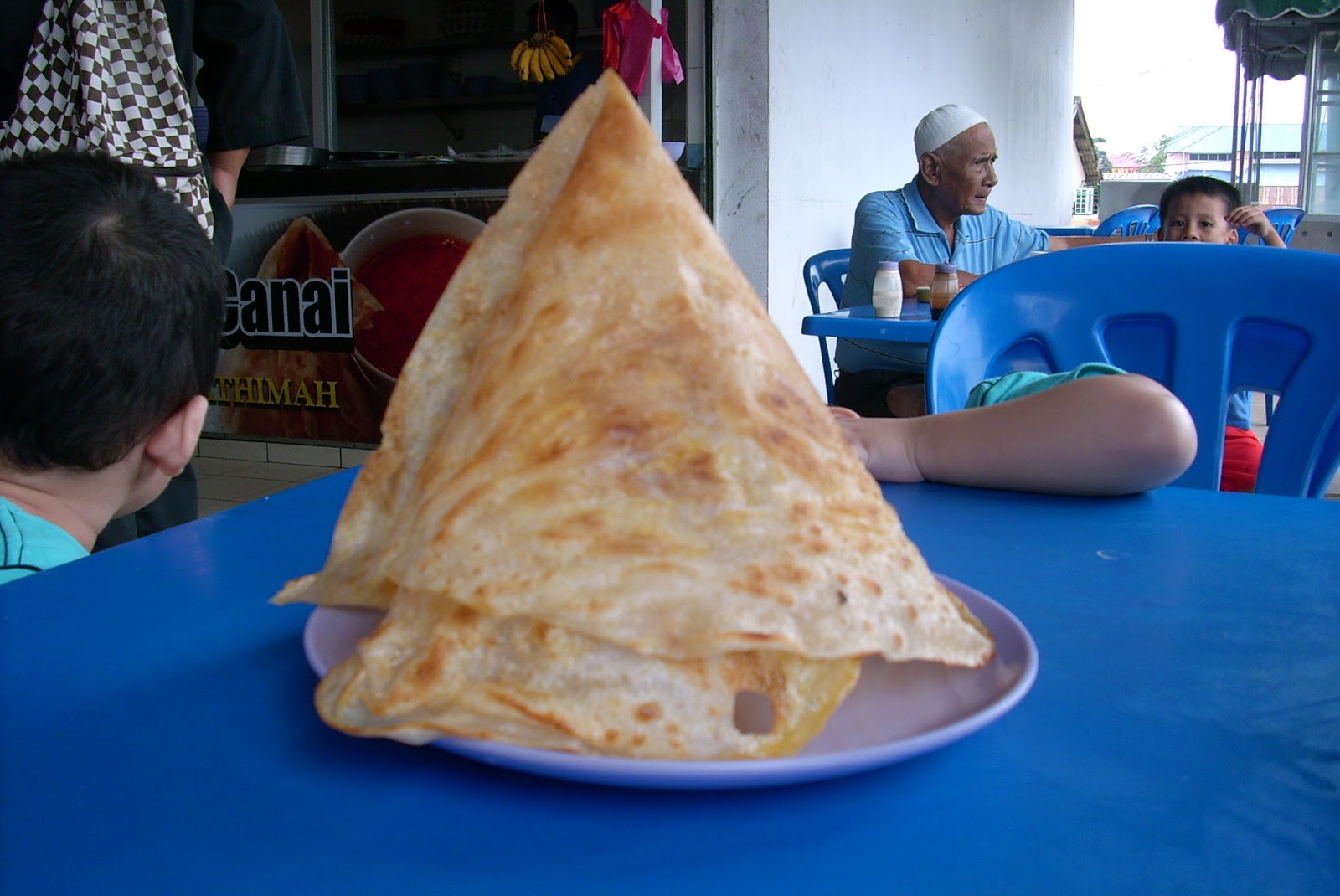 Neeja Shamiza: Roti Tisu