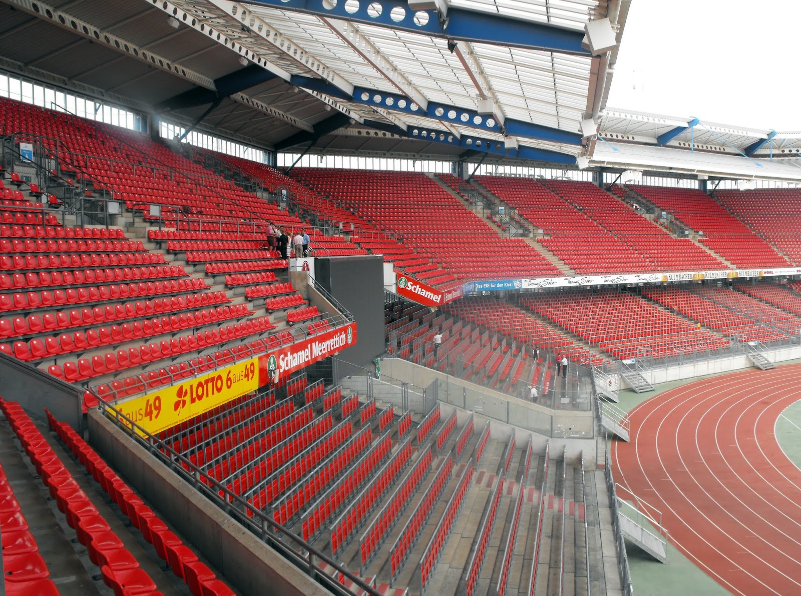 Nürnberginfo: Das Max-Morlock-Stadion