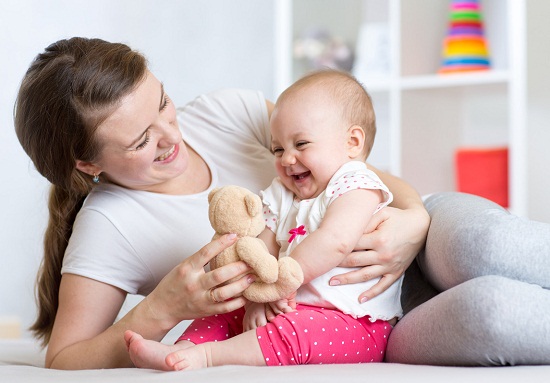 Babysitting service in Houston – Offering peace to parents