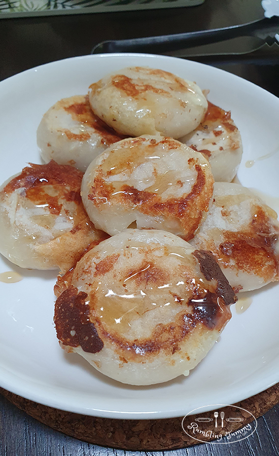 Rumbling Tummy: Cheese Mochi