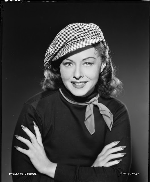 20 Stunning Black and White Portraits of Paulette Goddard in the 1940s ~ Vintage Everyday