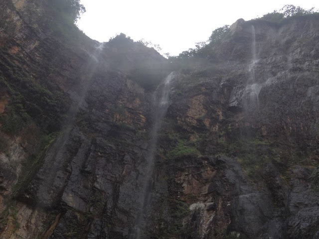 Tamilnadu Tourism: Ubbalamadugu Falls (Tada Falls)