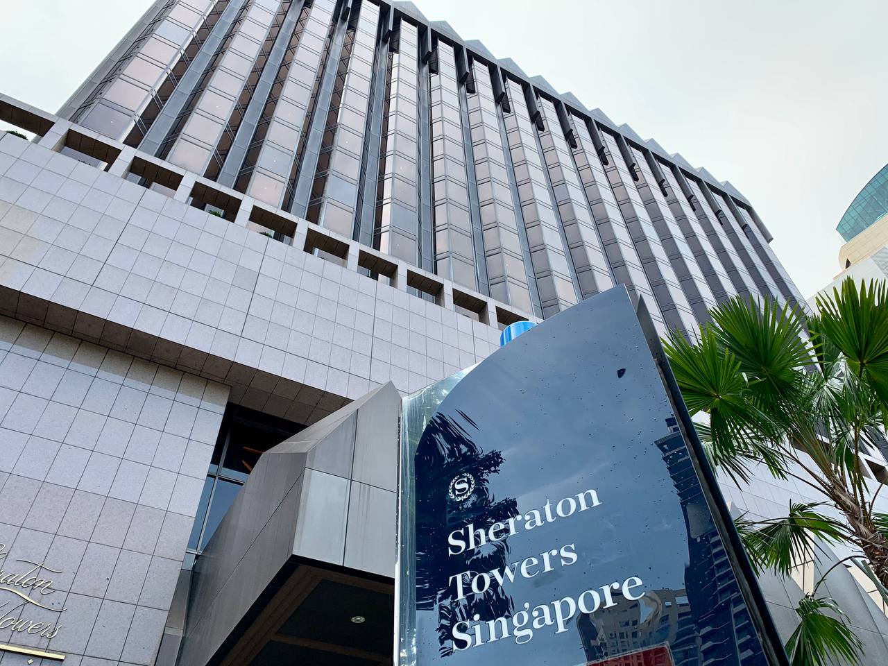 Review: Sheraton Towers Singapore (ft. waterfall views!)