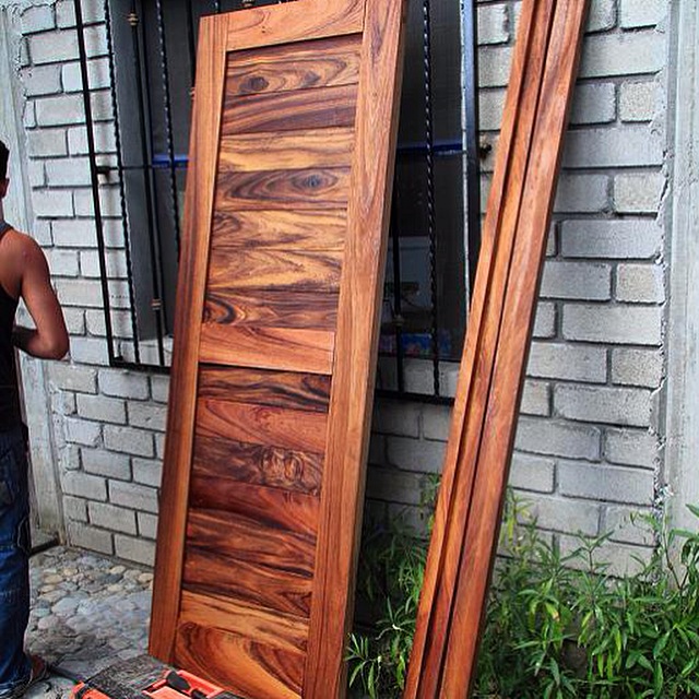Tropical Exotic Hardwoods: Parota doors!