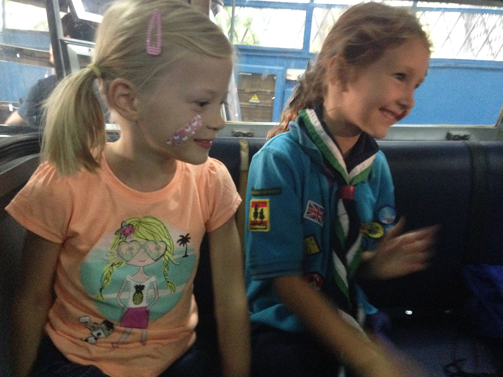 McPaynes: Doing Our Best - Dibbing & Dobbing