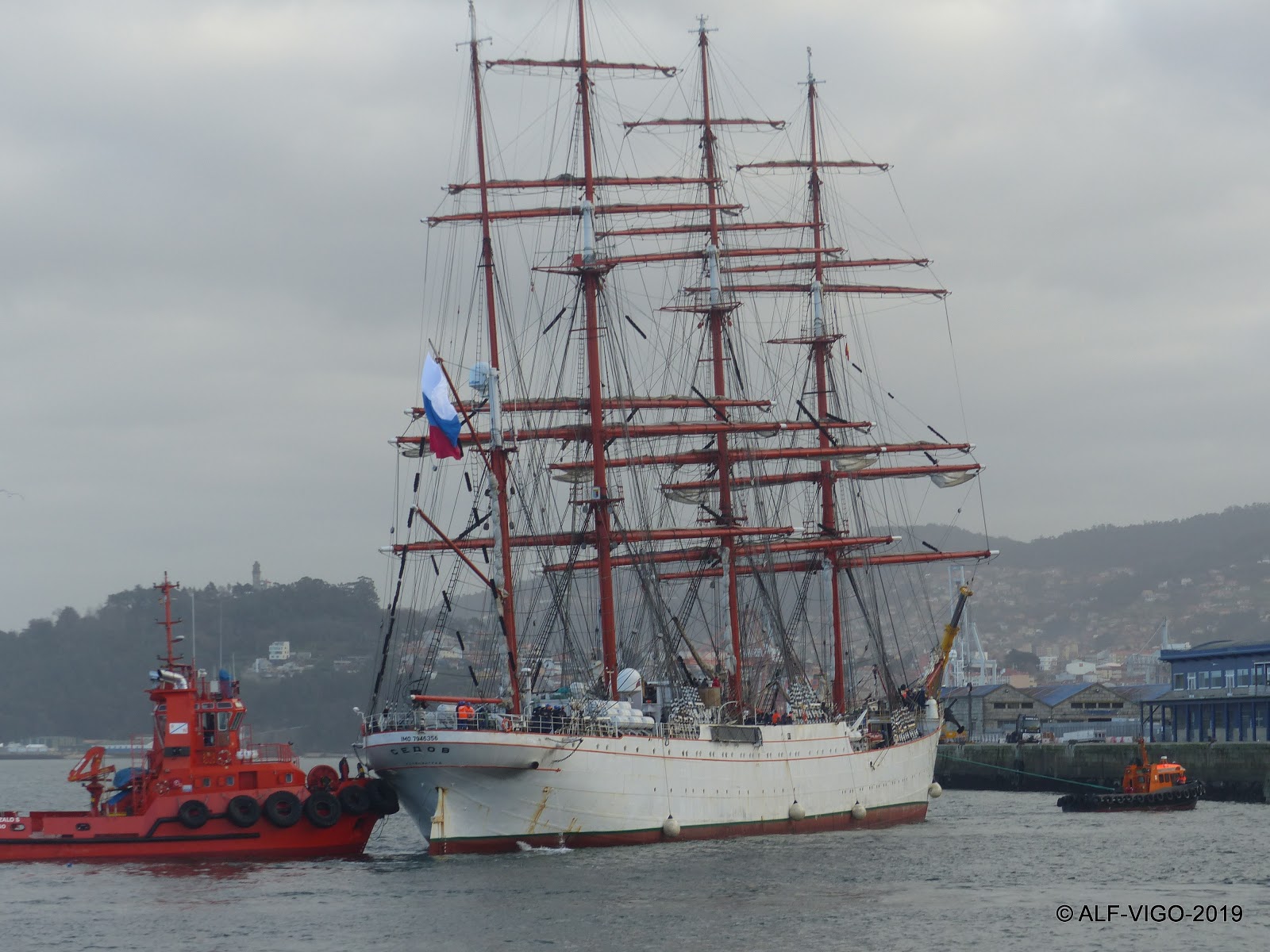 ALF Y SU MUNDO NAVAL: "STS SEDOV"
