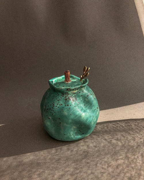 My Owl Barn: Pavana Ceramics Made with Speckled Clay and Bright Glazes