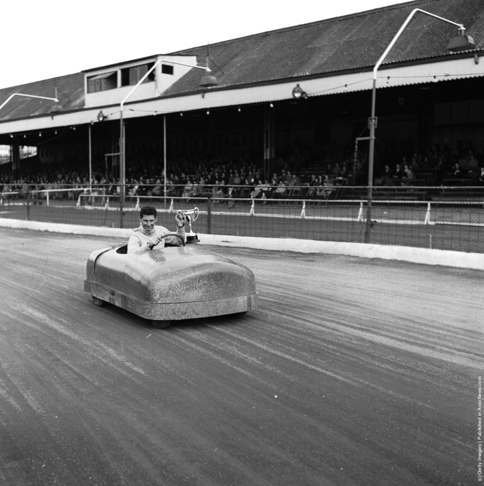 A Collection of 11 Interesting Vintage Photos of Midget Cars From ...