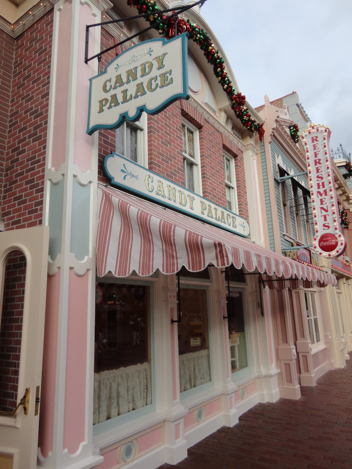 Disneyland: Main Street Candy Palace