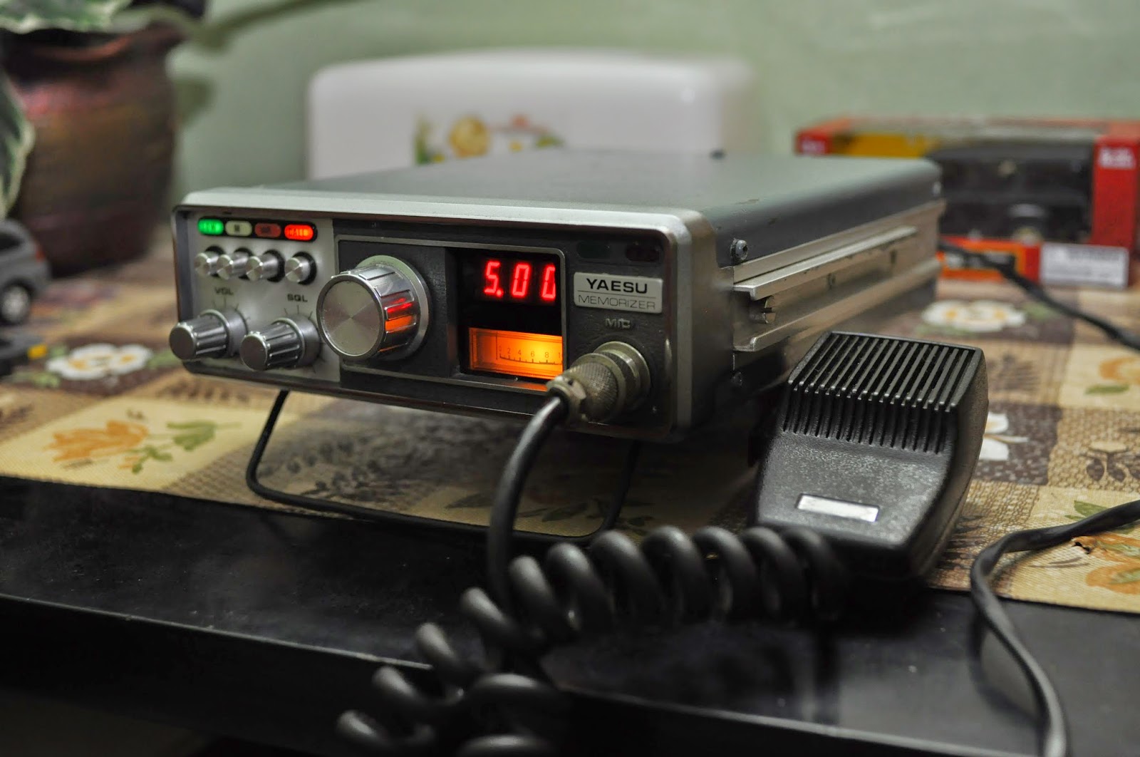 VINTAGE RADIO : Yaesu FT227 made by yaesu ( sold )