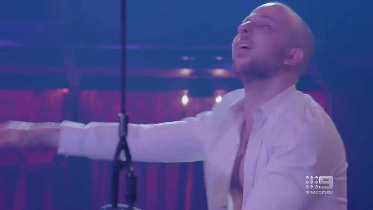 ausCAPS: Alexander Wojno shirtless in Beauty And The Geek Australia 7 ...