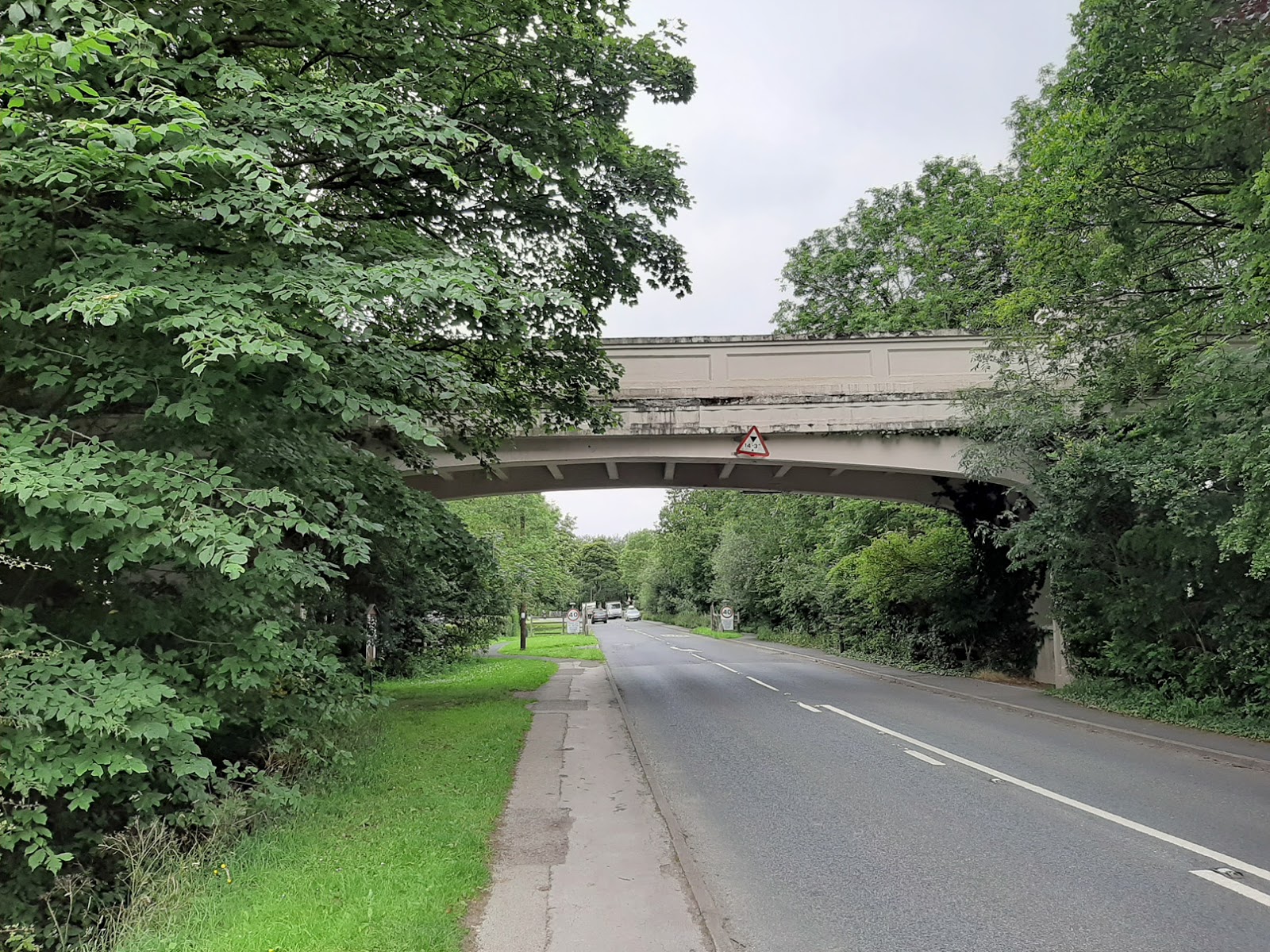 The Happy Pontist: Derbyshire Bridges: 2. Railway Bridge, Castleton ...