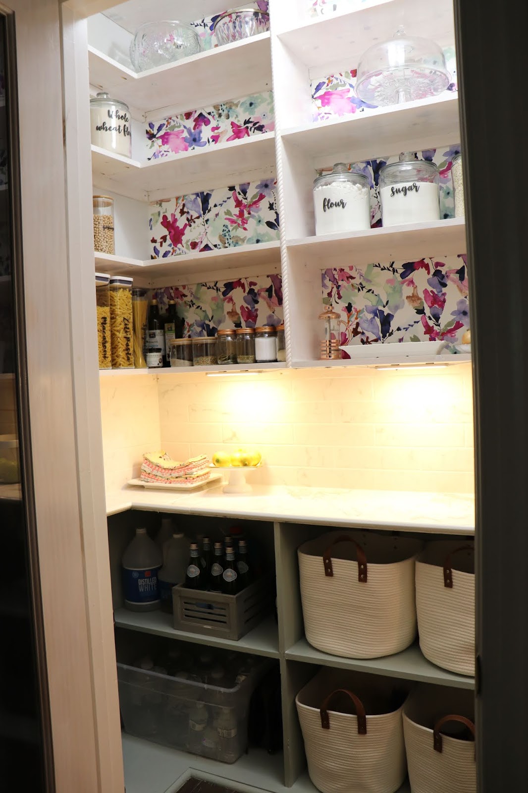 PeaHen Pad: DIY Pantry Makeover