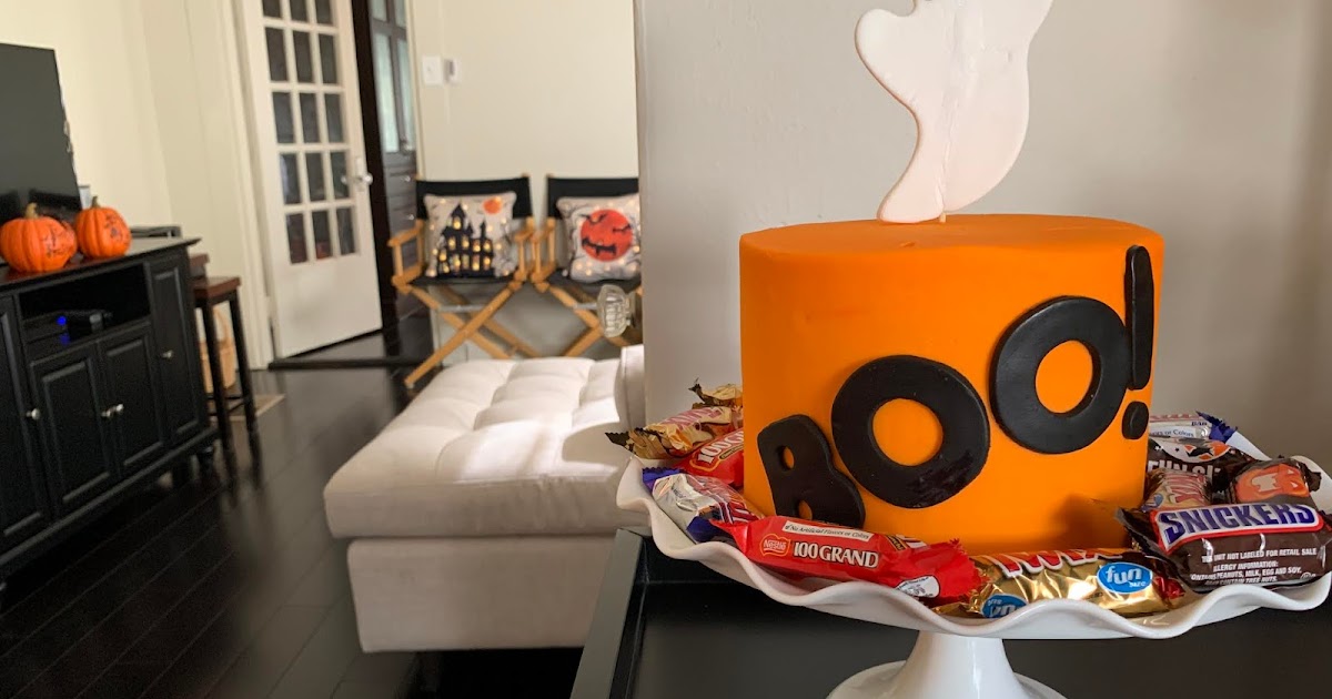 We Take The Cake | Boo! Ghost Cake | A Very Sweet Blog