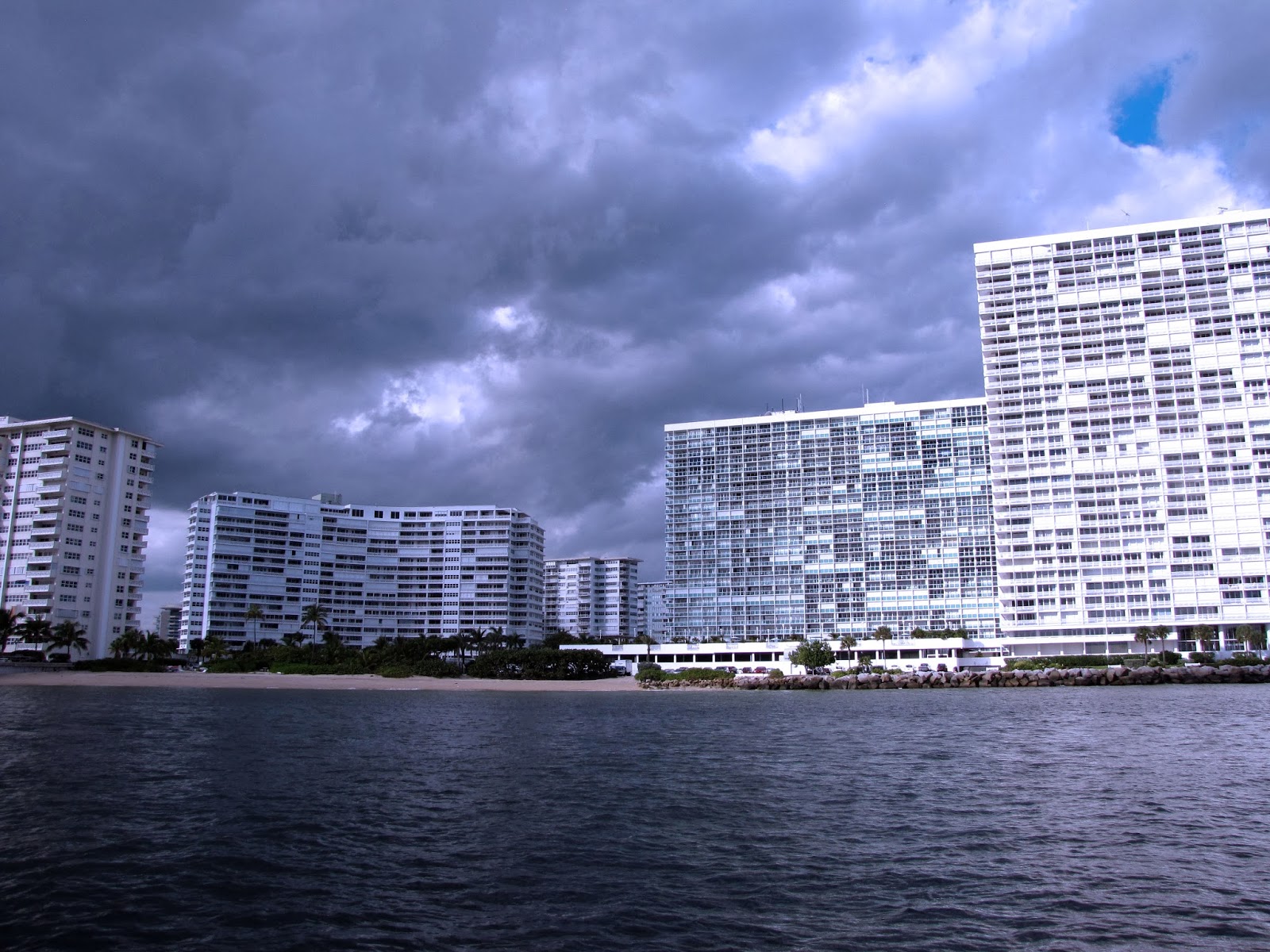 Sailing Simple Life: Lake Sylvia, Fort Lauderdale, Florida