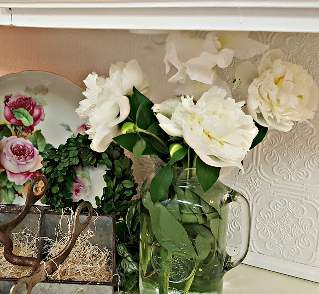 Penny's Vintage Home: Shabby Chic World Globe