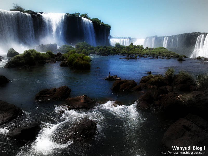 Wahyudi Blog !: Pesona 6 Air Terjun Terindah di Dunia