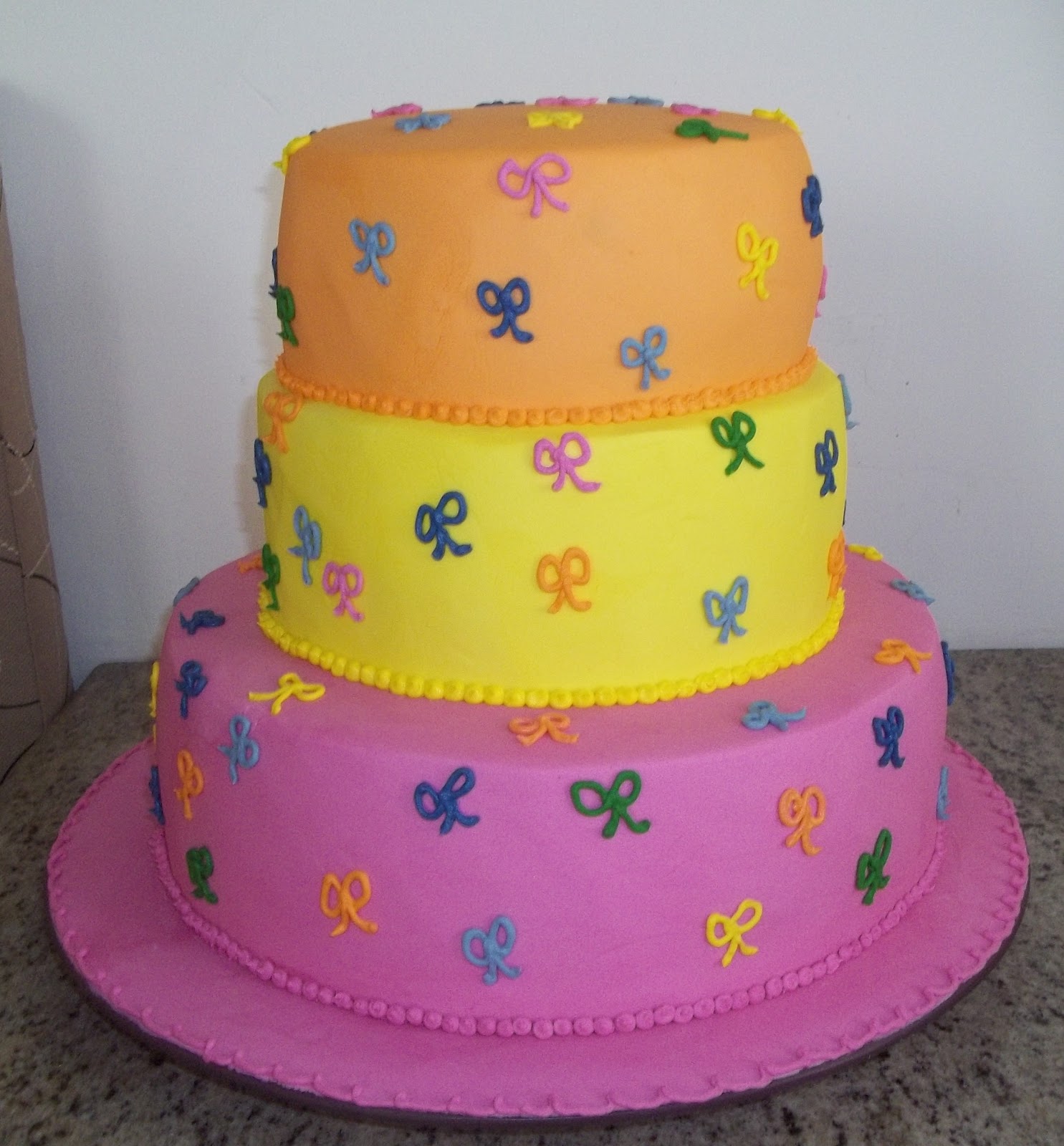 BOLOS LOURA CALDAS: Bolo Colorido Ref.: Nº 465