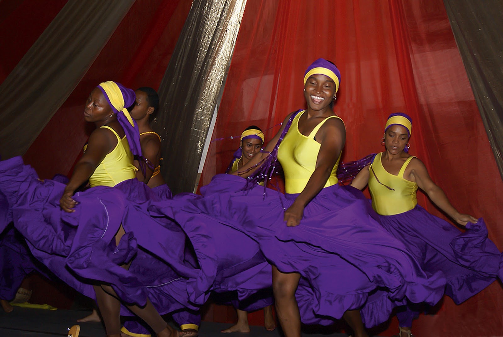 Festival Internacional de Danses de Vila-real: GRUP « BELIZE NATIONAL ...