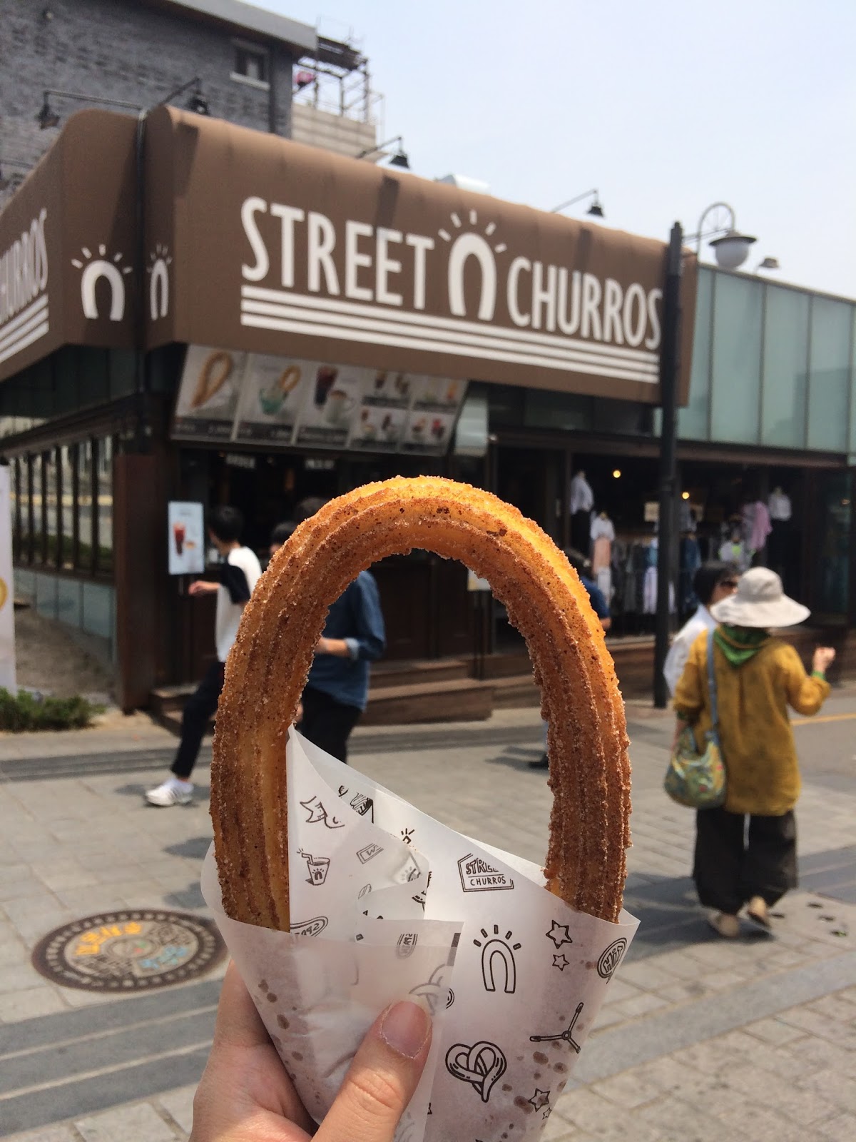 abbles in stereo: Exploring Samcheongdong and City Hall (Day 9)