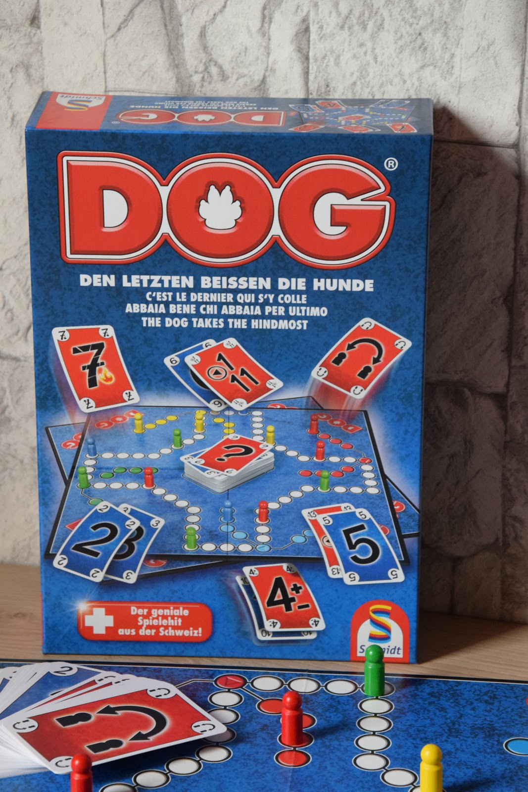 Familie und mehr : Spieltipp: DOG- Den letzten beissen die Hunde