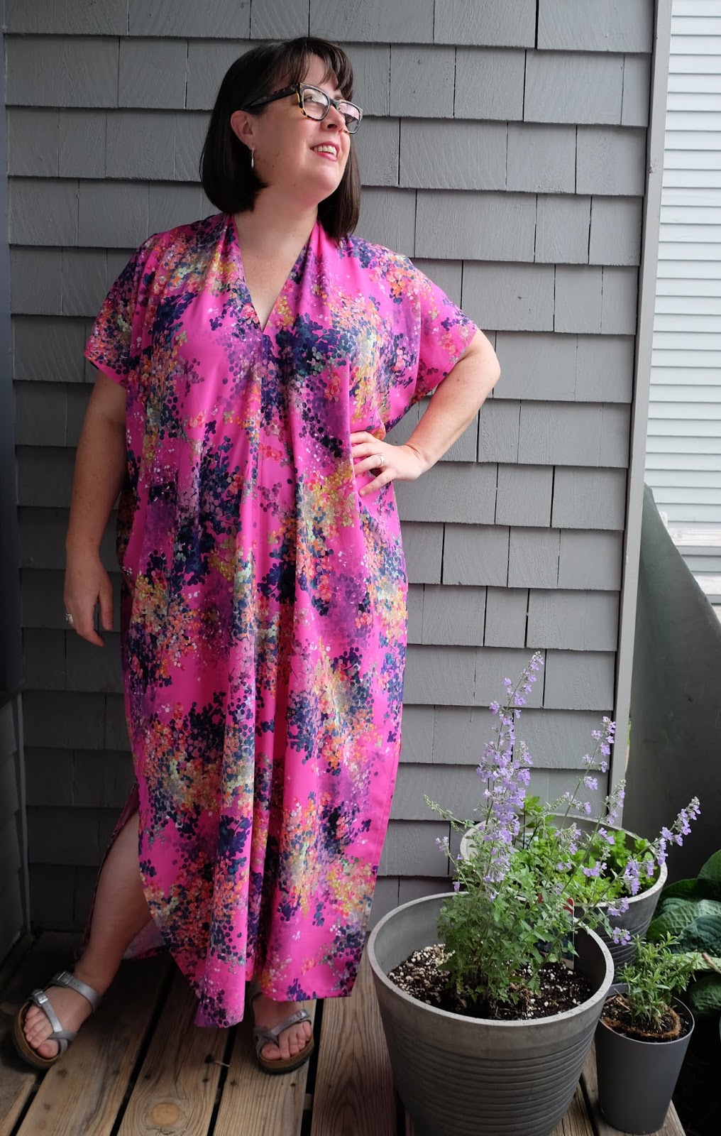 Cookin' & Craftin': Caftans and Cocktails: Cris Wood Sews Envelope Dress