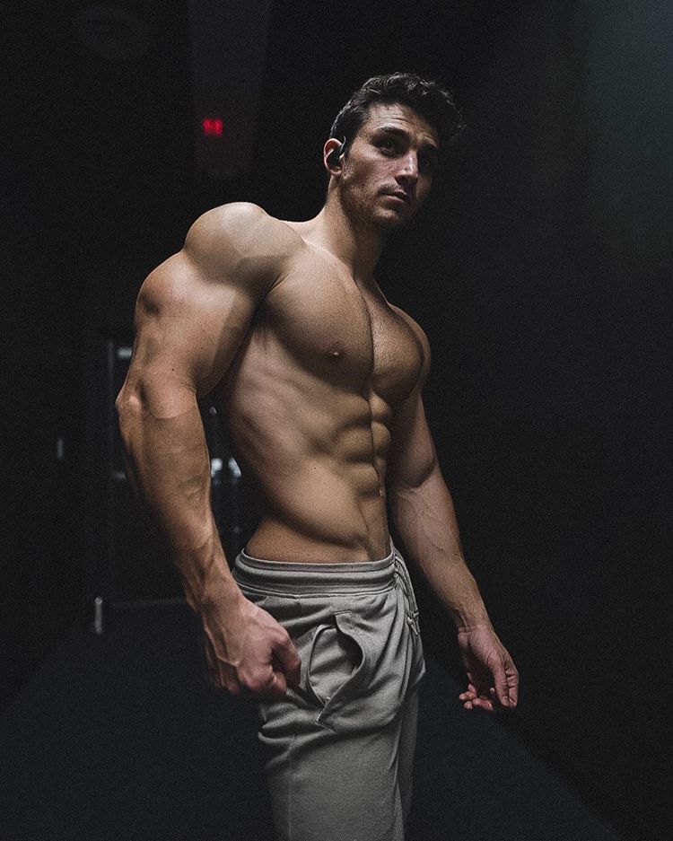 Muscle, Muscle, Muscle: Justin Howells