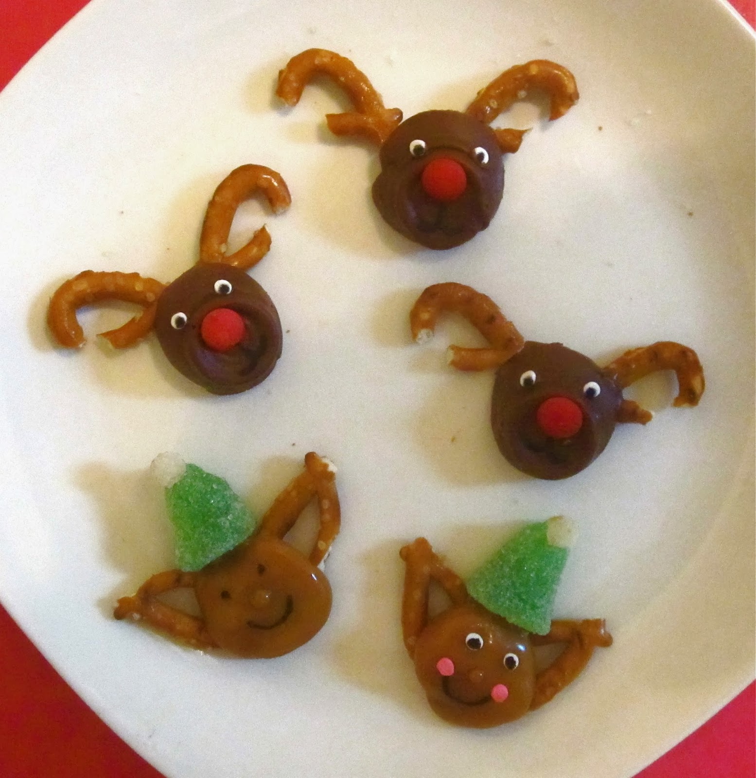 Rolo Chocolate Caramel Candy Reindeer Faces - The Lindsay Ann