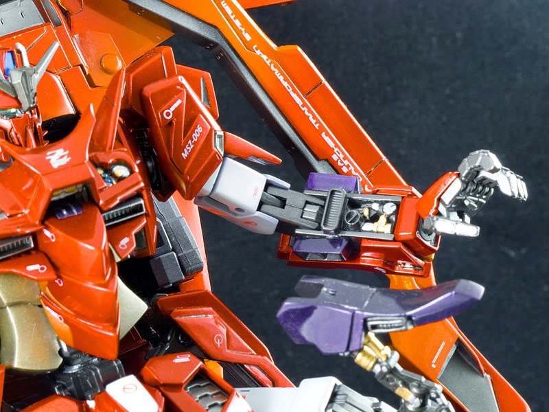 Custom Build: 1/100 MSZ-006-P2/3C Zeta Gundam P2/3C Type "Red Snake's ...