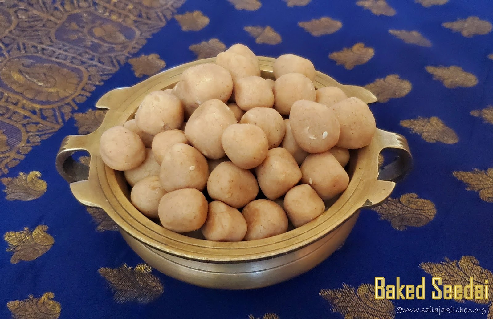 Sailaja Kitchen...A site for all food lovers!: Baked Seedai Recipe ...