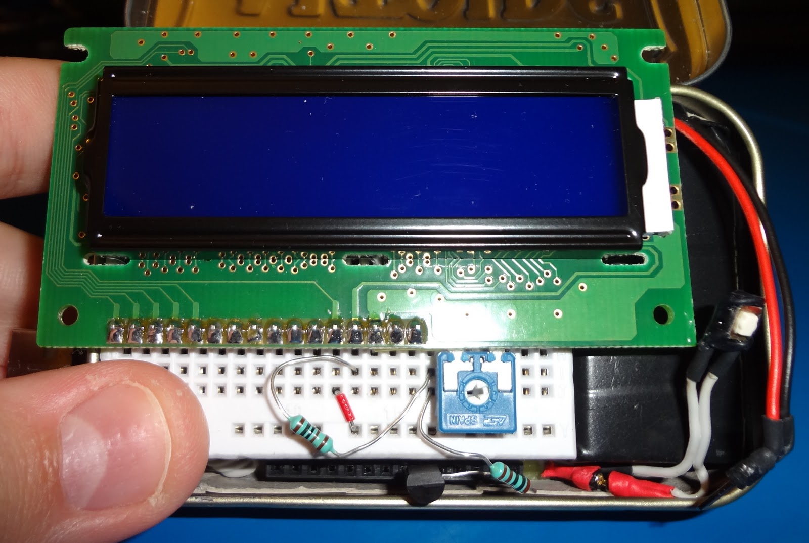 Legwinskij's Gadgets: LM335 + Arduino temperature sensor