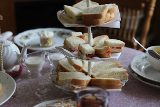 living from glory to glory: How To Make A Delicious Mini Tea Biscuit ...