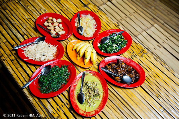 Visit Sabah 2014, land below the wind: Kampung Bavanggazo (Rungus ...