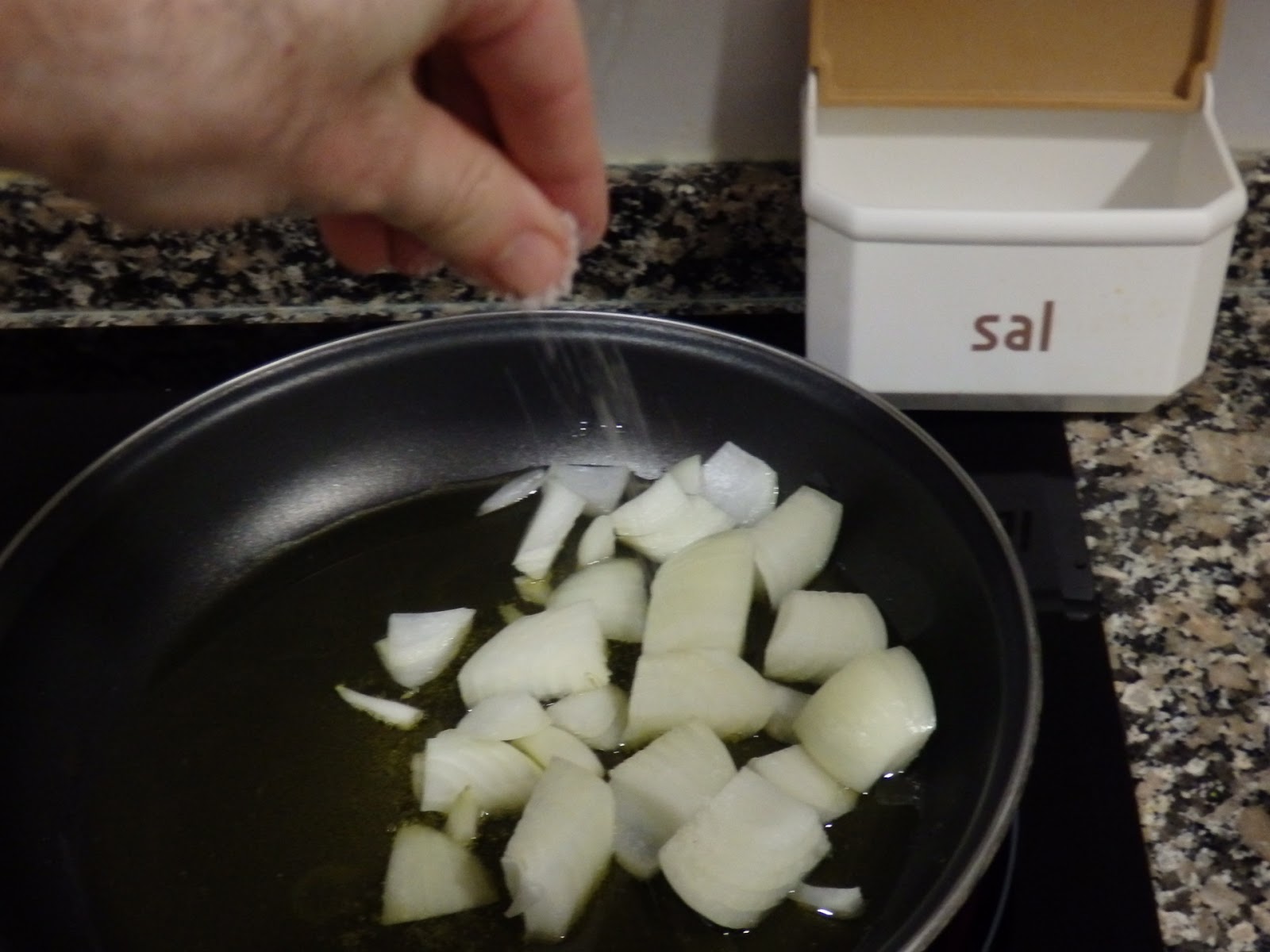 OSUKAA IS COOKING: PULPITOS CON MANGO / BABY OCTOPUS WITH MANGO