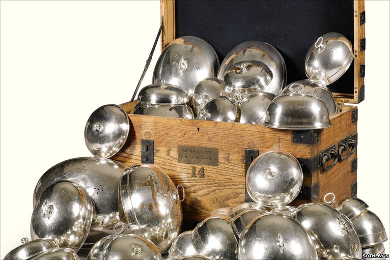 Eye For Design: Decorating With Silver Meat Domes......Fun To Use Or ...