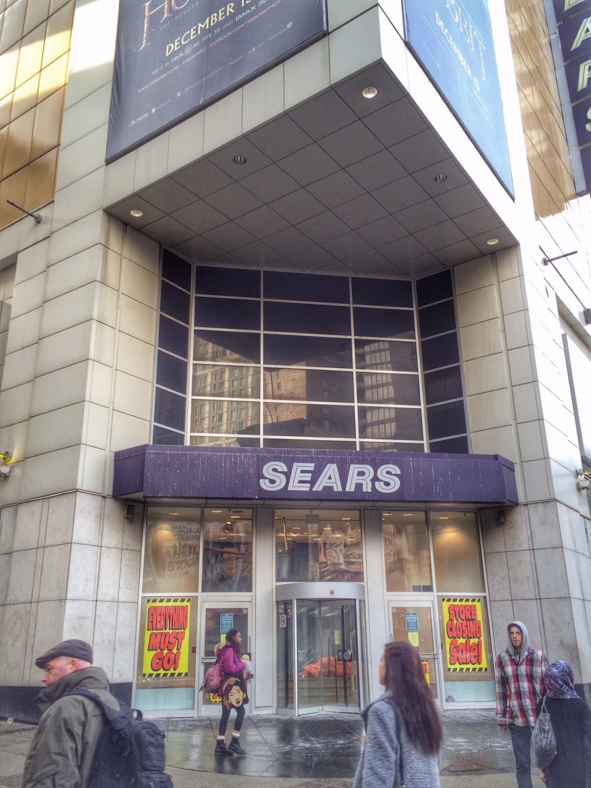 Toronto Shopkeeper: News: Sears Closes Flagship at Toronto Eaton Centre