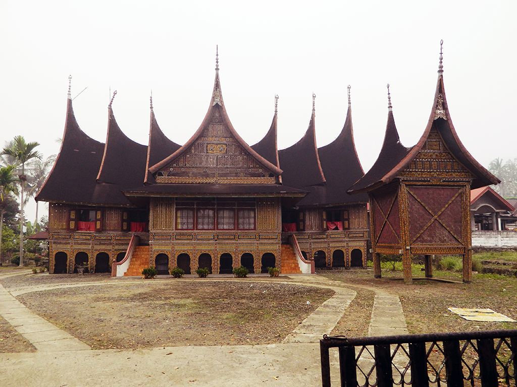 Keunikan Senibina Tanah Minang – Padang, Sumatra |MyRokan