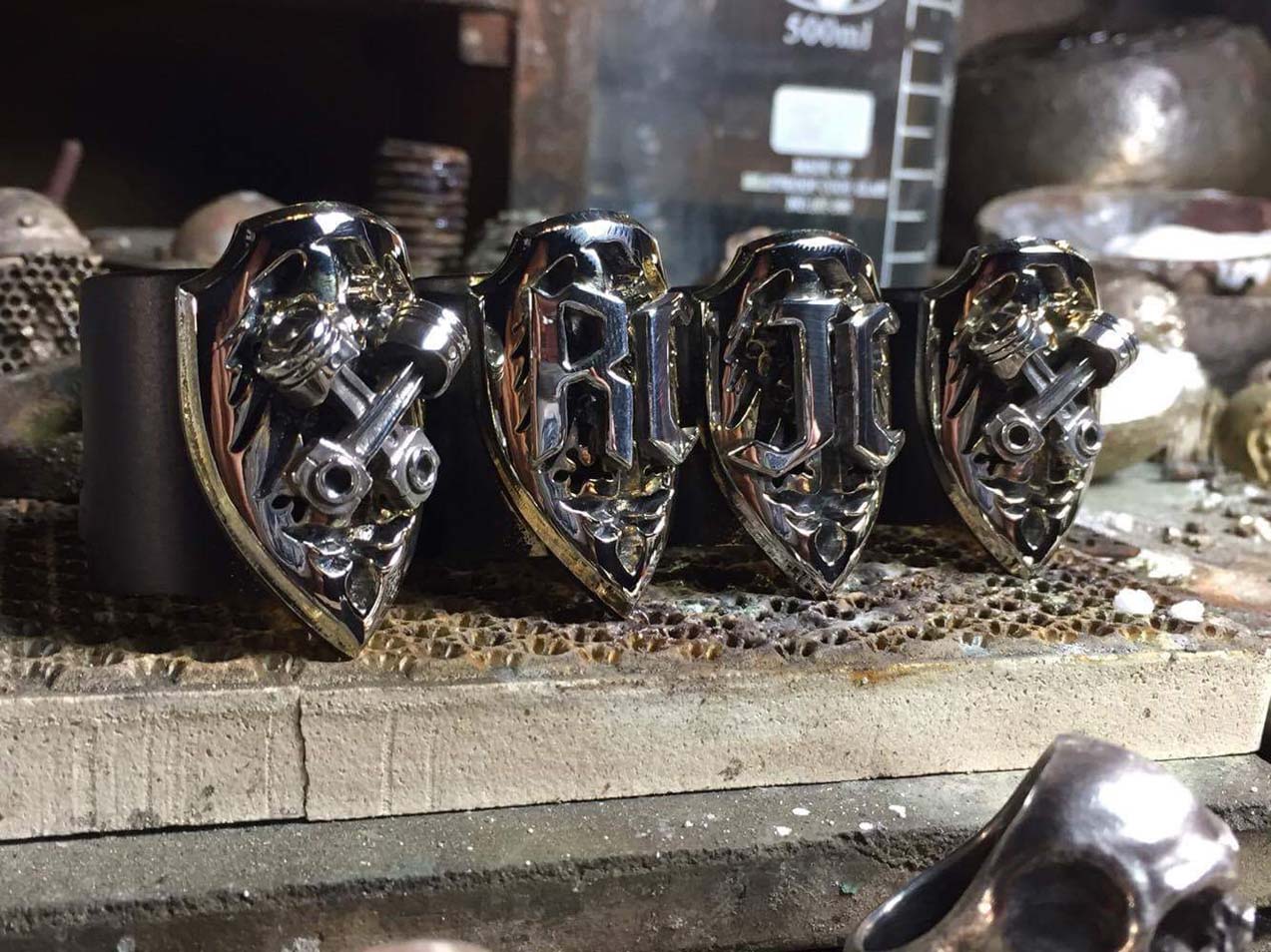 ‘Raging Dagger’ / Rough Crafts