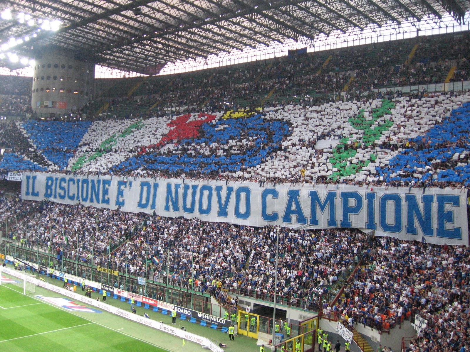 Curva north Inter ~ pemain ke 12