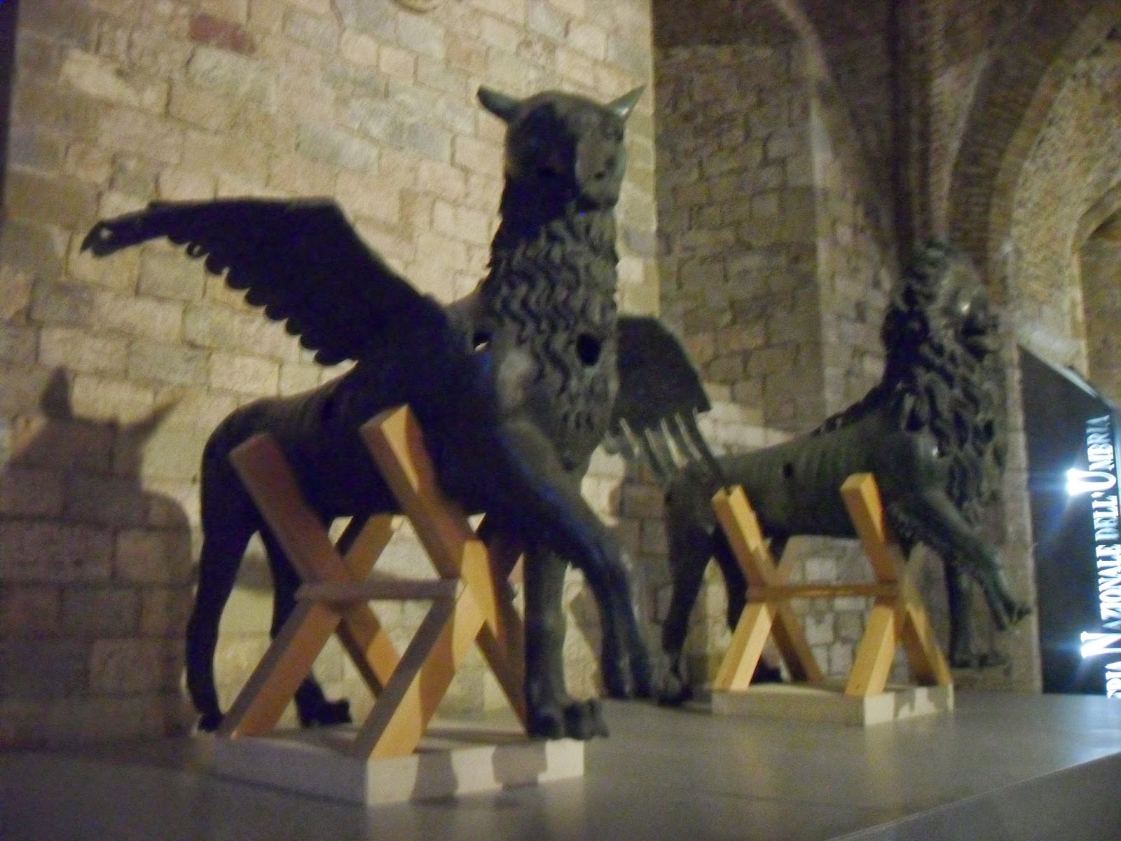 Miniviaggi: Il grifone e il leone, simboli di Perugia