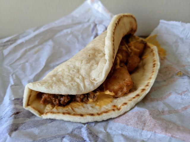 Review: Taco Bell - Beefy Potato Flatbread Taco