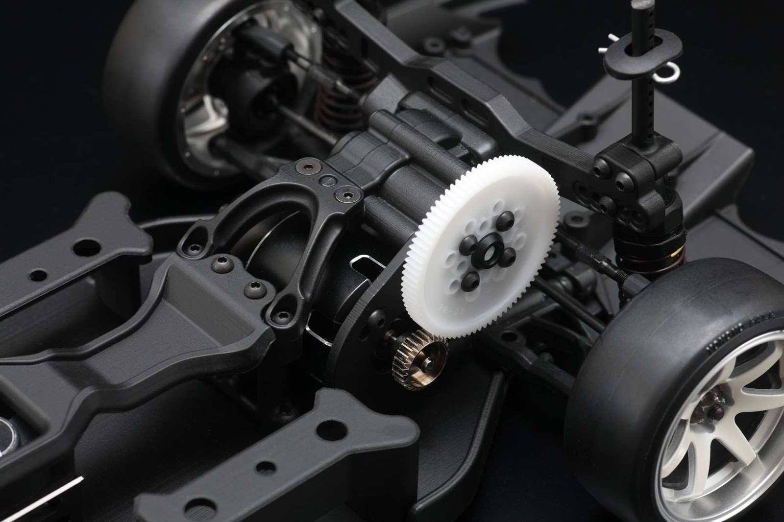 Sugiura RC: The Yokomo YD2 (RWD)