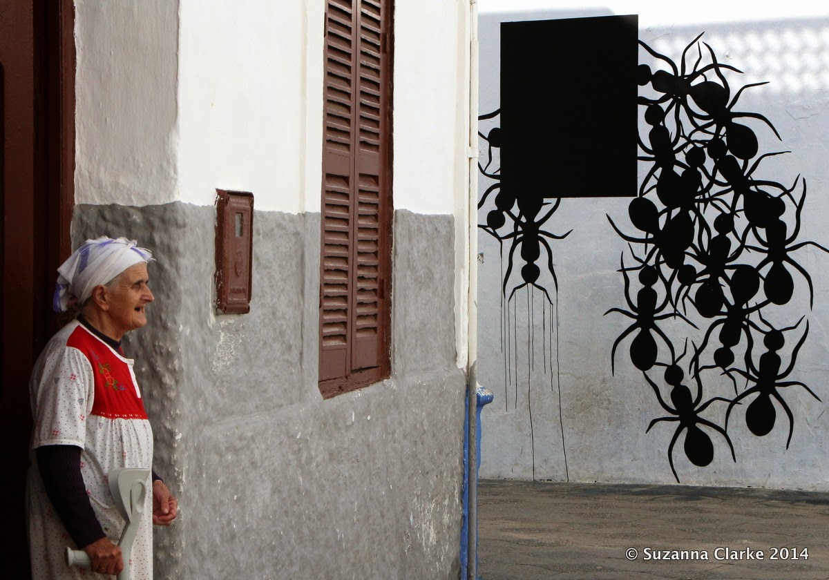 THE VIEW FROM FEZ: Moroccan Photo Essay: The Art of Assilah