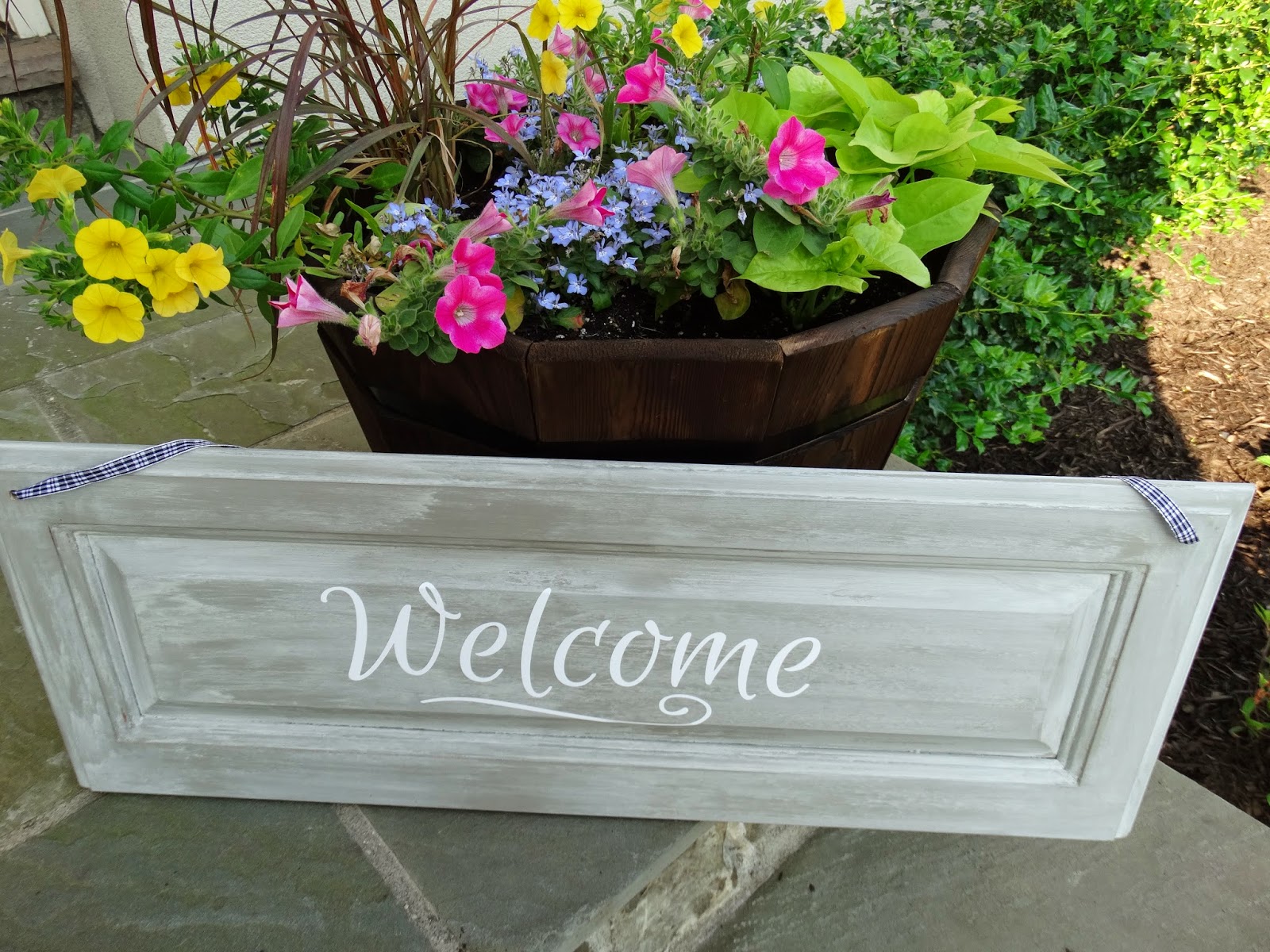 My Twig and Twine Nest: A simple Welcome Sign