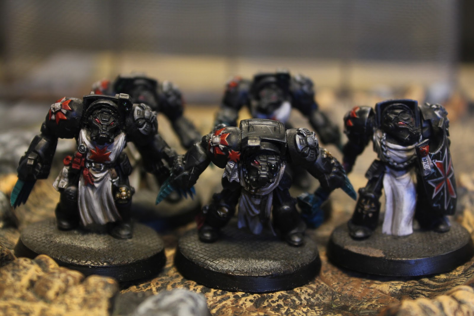 WAR HEAD: Black Templars