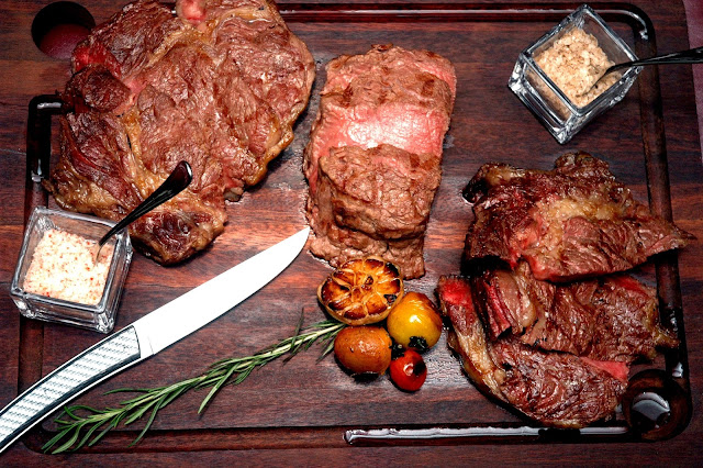 DUDE FOR FOOD: Carnivorous Journeys at Raging Bull Chophouse and Bar