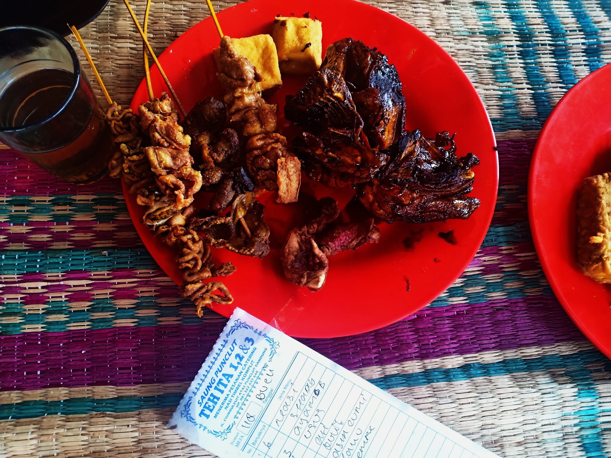 Saung Punclut Teh Ita 3 (2) ~ Budaya