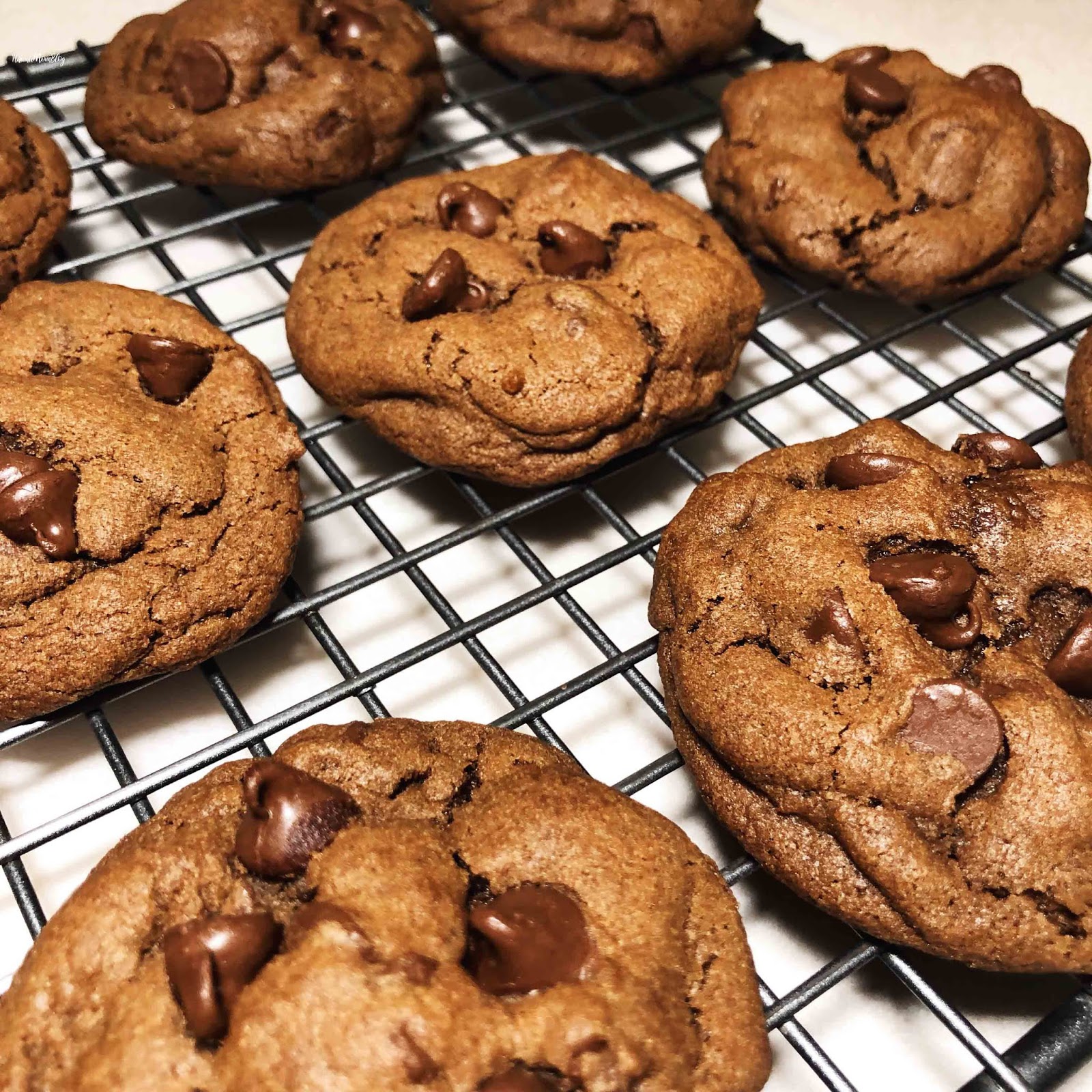 Hawaii Mom Blog: Double Chocolate Dream Cookies