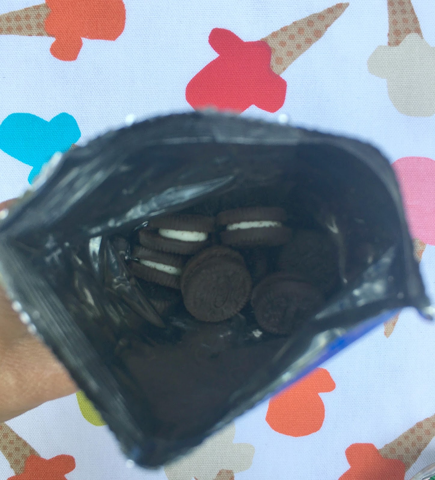 Jac o' lyn Murphy: A Sundae Walk - A Portable Ice Cream Treats